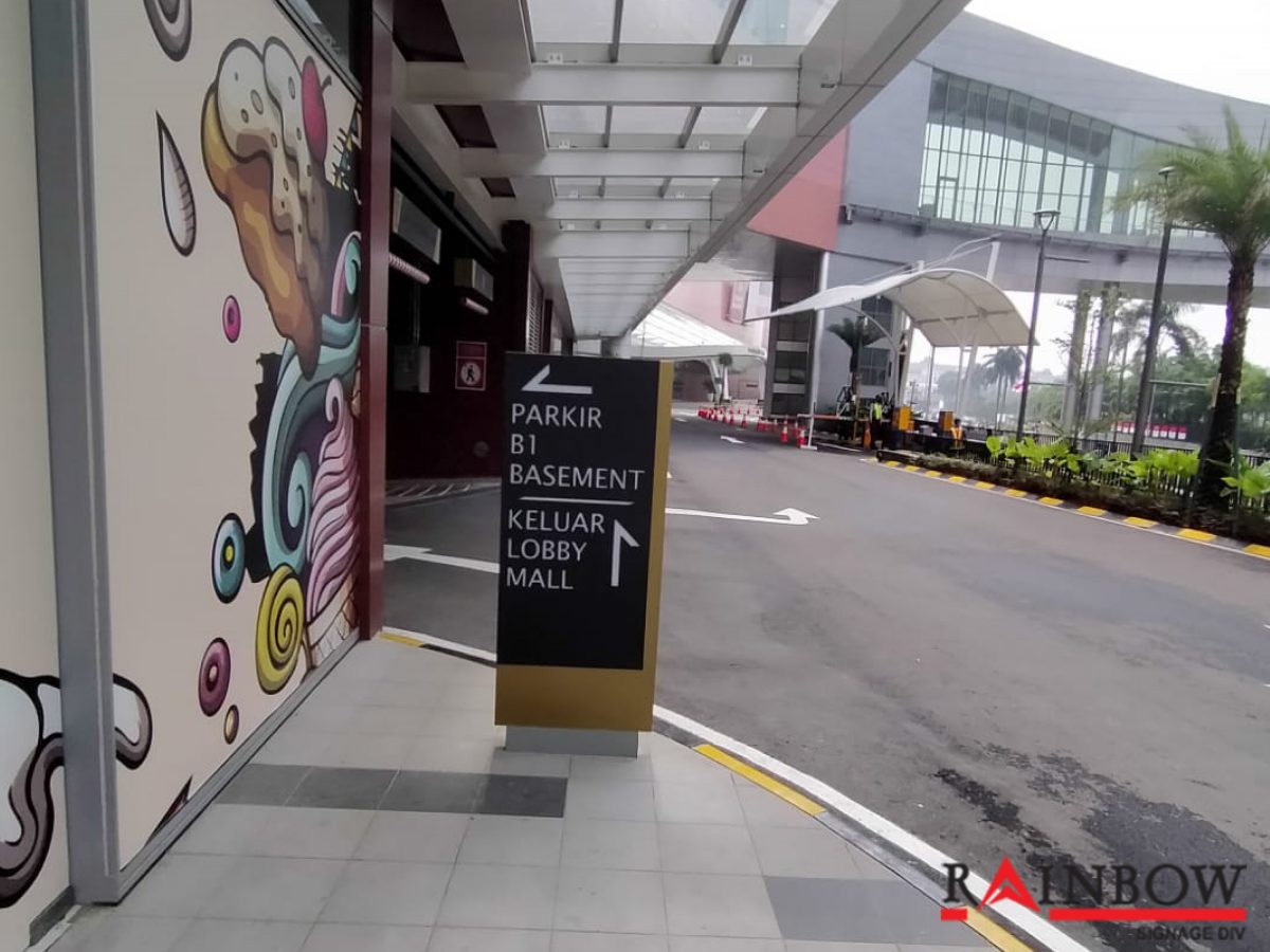 Totem Direction Signage - Rainbow Media Utama